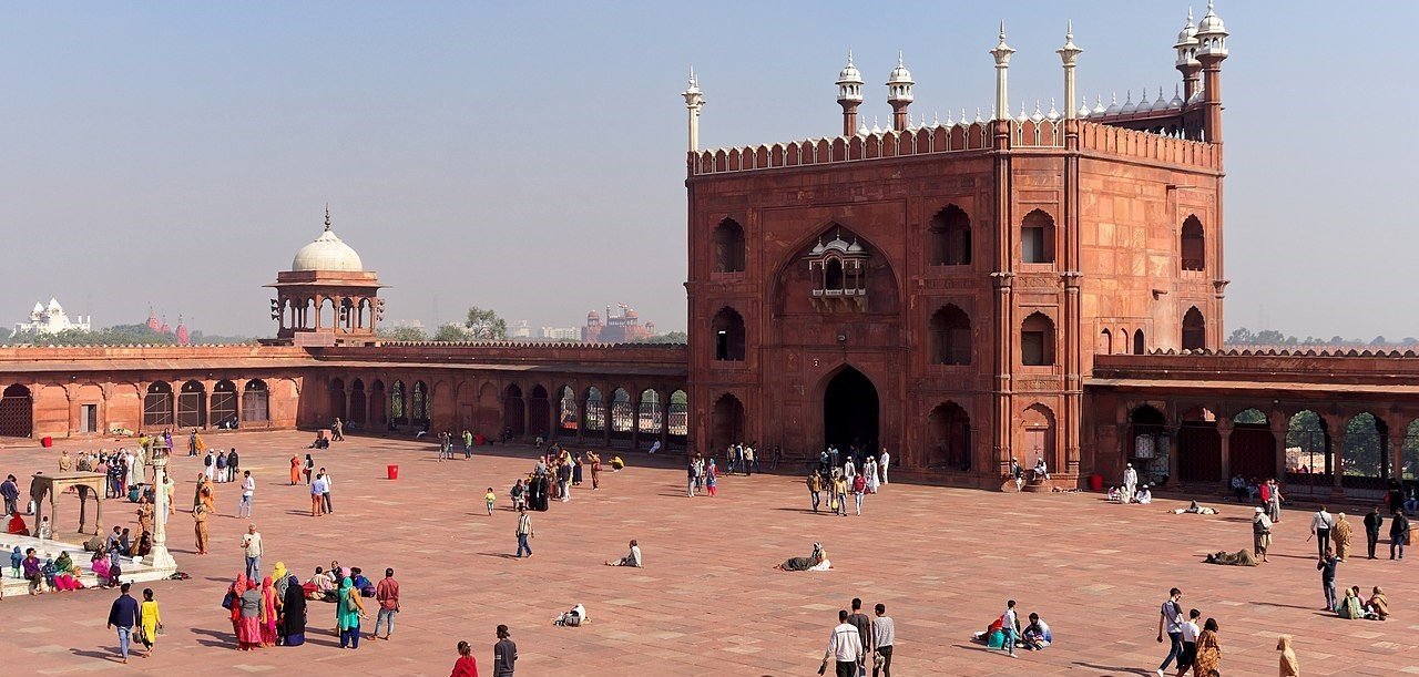 Jama Masjid withdraws order to ban entry of ‘Girls’ after backlash ...
