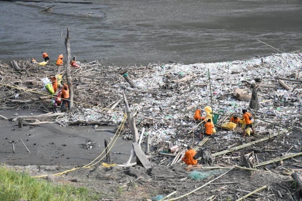 Advisor Mhathung Yanthan encourages stakeholders to be part of Clean ...