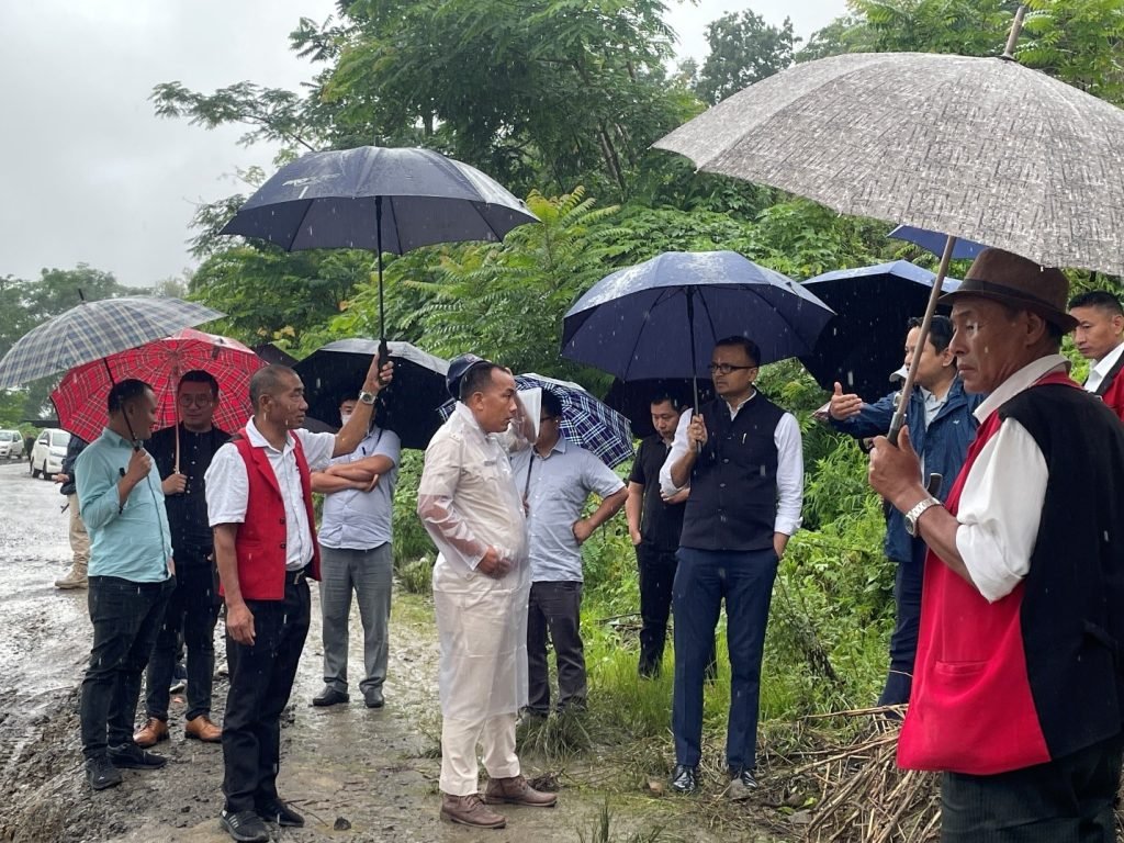 Dc Kohima Inspects Roads In Kohima Police To Regulate Truck Entry To