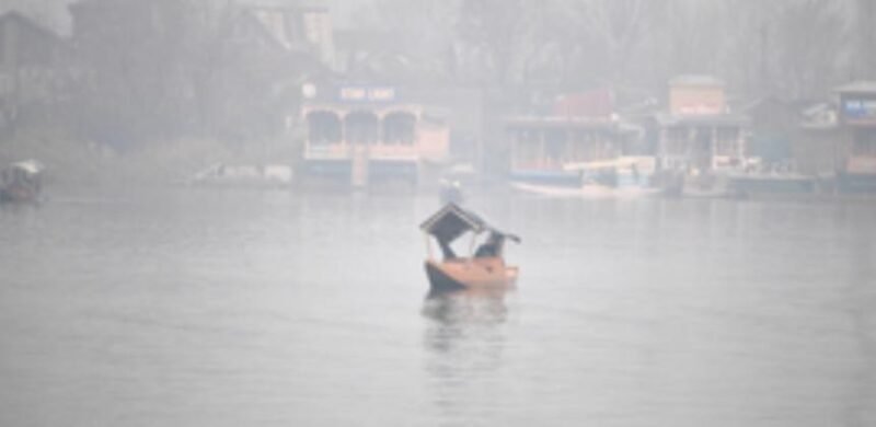 Cold wave intensifies in J& Srinagar records coldest night at minus 4.4 ...